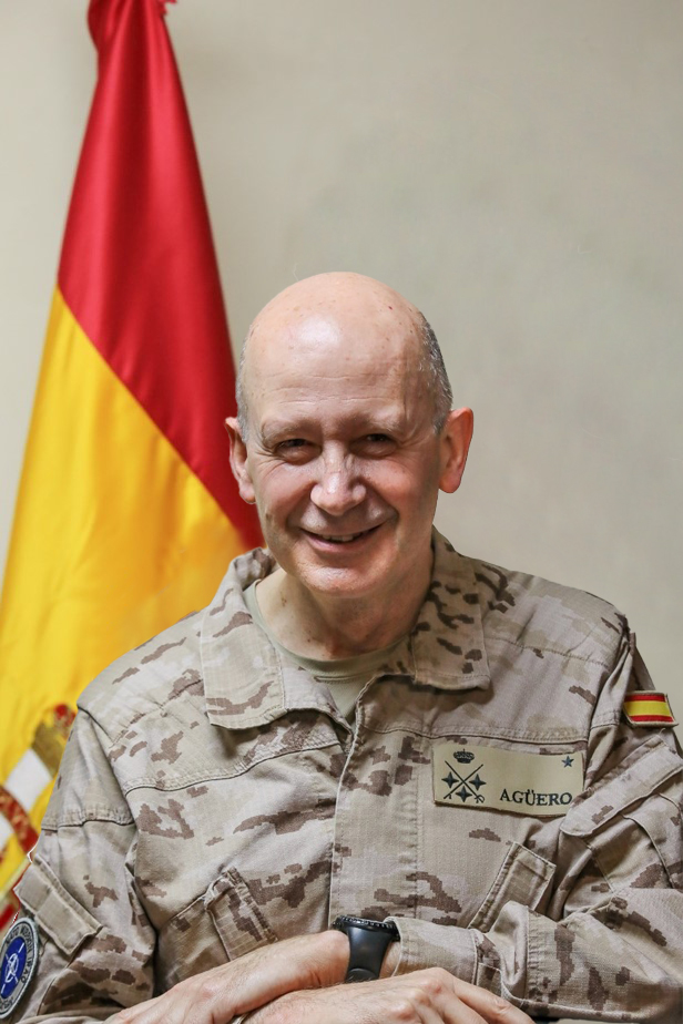 Entrevista al… teniente general Agüero | Blog oficial del Ejército de ...